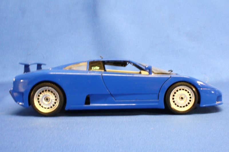 Bugatti_11_(1991)